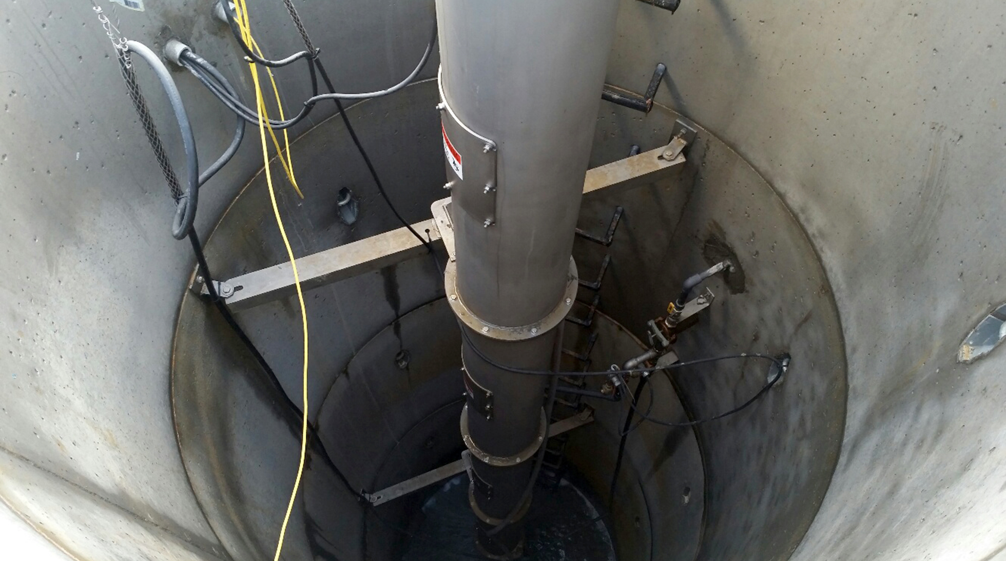 Vertical Auger Monster | All-In-One Screen | JWC Environmental